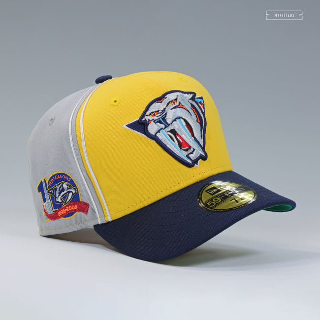 NASHVILLE PREDATORS REVERSE RETRO SABRETOOTH DIAGONAL BLOCK 10 SEASONS ...